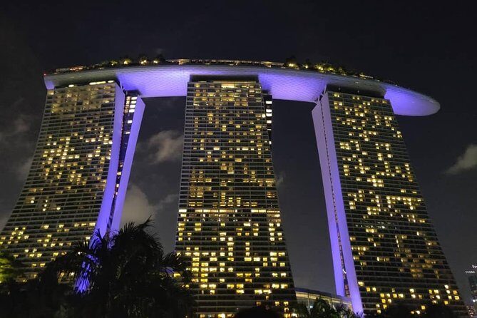 Private Tour: Nighttime Sightseeing with River Cruise - Who Should Book This Tour?