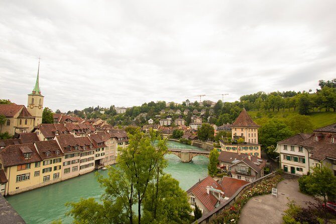 Private Tour of Bern in 60 minutes with a Local - Who Should Consider This Tour?