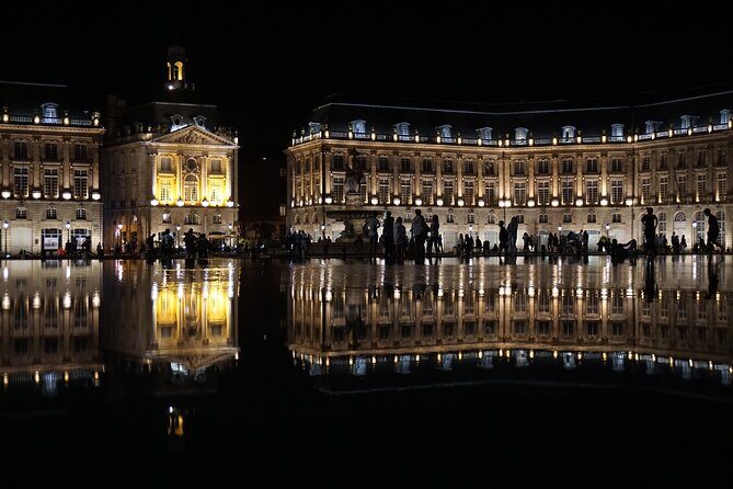 Private tour of Bordeaux at night in a sidecar - Authentic Travel Moments