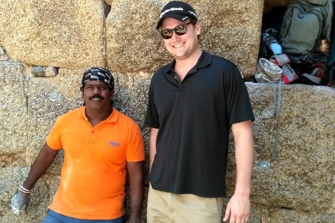 Private tour of Chitradurga fort from Bangalore in car with guide and lunch - Food and Rest: Breakfast and Lunch