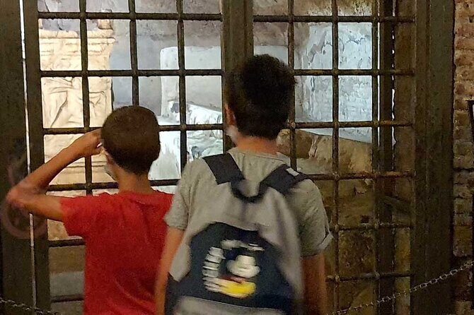 Private Tour of Colosseum St Clements Underground & Crypts for Families and Kids - A Closer Look at the Itinerary
