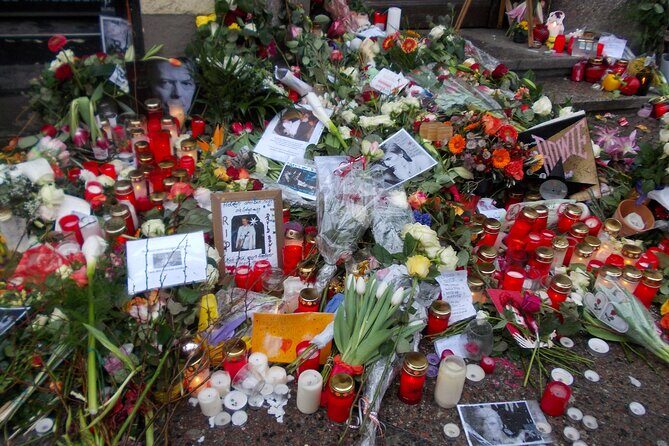 Private Tour of David Bowie's West-Berlin - Authentic, Insightful, and Engaging