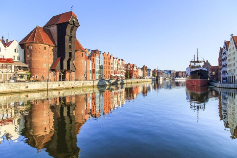 Private Tour of Gdansk Old Town for Kids and Families - Key Points