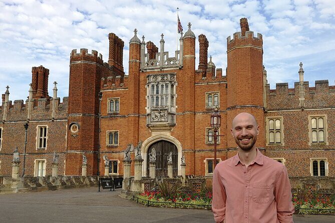 Private Tour of Hampton Court Palace with Award-Winning Architectural Historian - An In-Depth Look at the Tour Experience