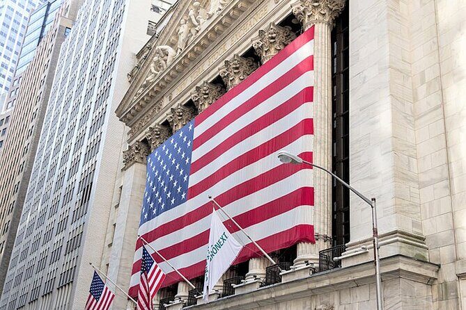 Private Tour of Historic Lower Manhattan and the Financial District NYC - A Practical Introduction to NYC’s Historic Heart