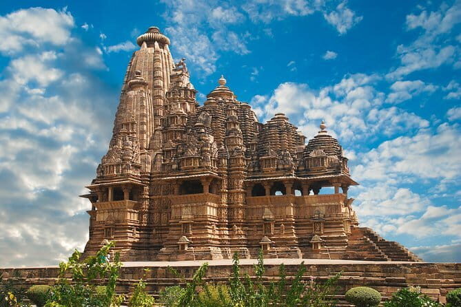 Private Tour of Kamasutra Temples in Khajuraho - Key Points