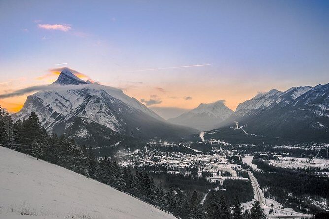 Private Tour of Lake Louise and the Icefield Parkway for up to 12 guests - An in-Depth Look at the Itinerary and Experience