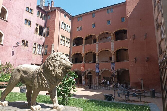 Private tour of old Lyon - 2 hours - The Itinerary in Detail