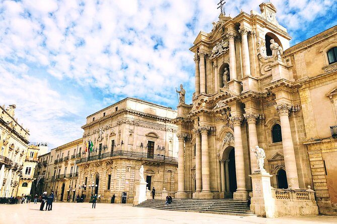 Private Tour of Ortygia's Highlights with Enrica De Melio - A Close-Up Look at the Private Tour of Ortygia with Enrica De Melio