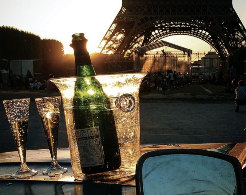 Private tour of Paris by Night with Champagne - FAQ