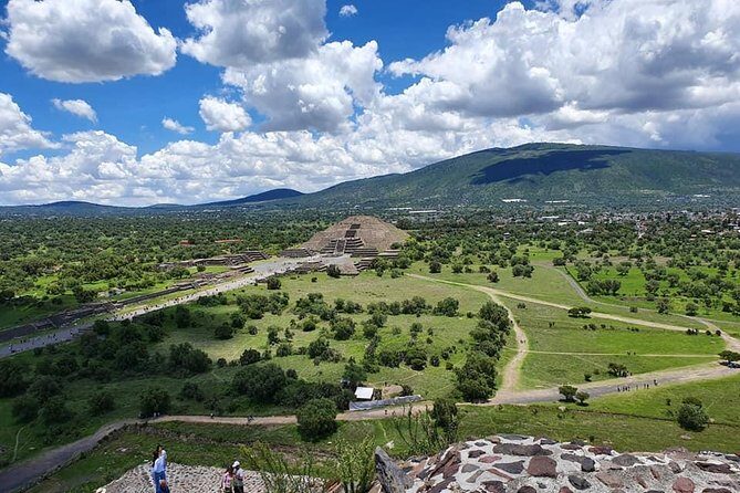 Private Tour of Pyramids of Teotihuacán and Basilica of Guadalupe - FAQs