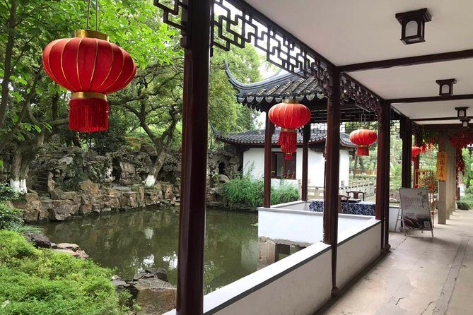 Private Tour of Shanghai City Highlights and Zhujiajiao Ancient Town with Pickup - Key Highlights of the Tour