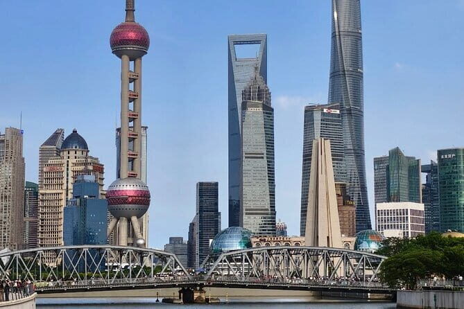 Private Tour of Shanghai Night View and Dinner in Oriental Pearl Tower - FAQs
