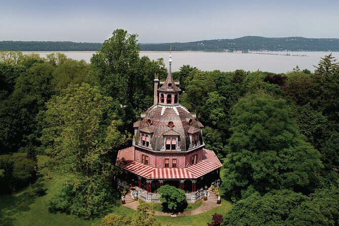 Private Tour of The Armour-Stiner Octagon House in New York - The Sum Up