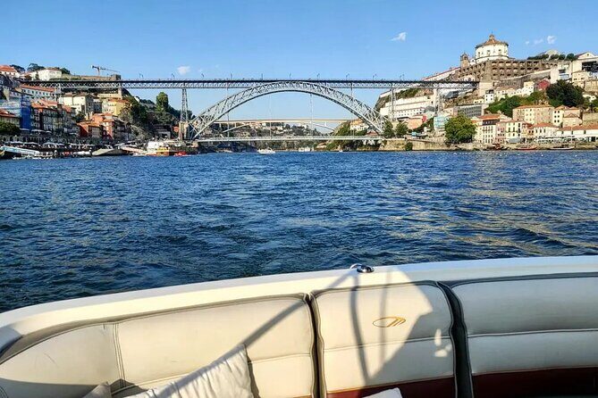 Private Tour of the Bridges and Douro River 2h, group price up to 6px - FAQ