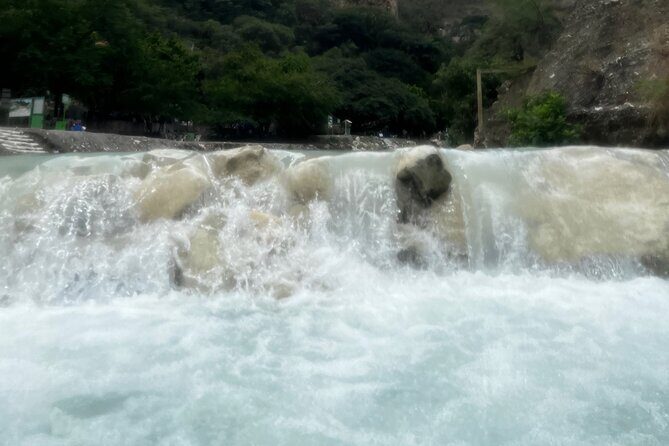Private Tour of Tolantongo Grottoes with Transportation from CDMX - FAQ