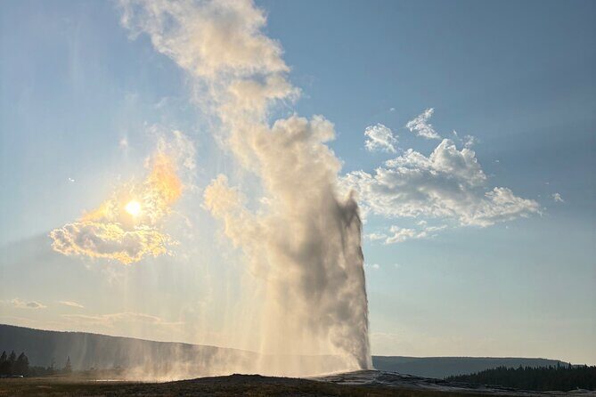 Private Tour of Yellowstones Natural Wonders from Jackson Hole - An In-Depth Look at the Tour Experience