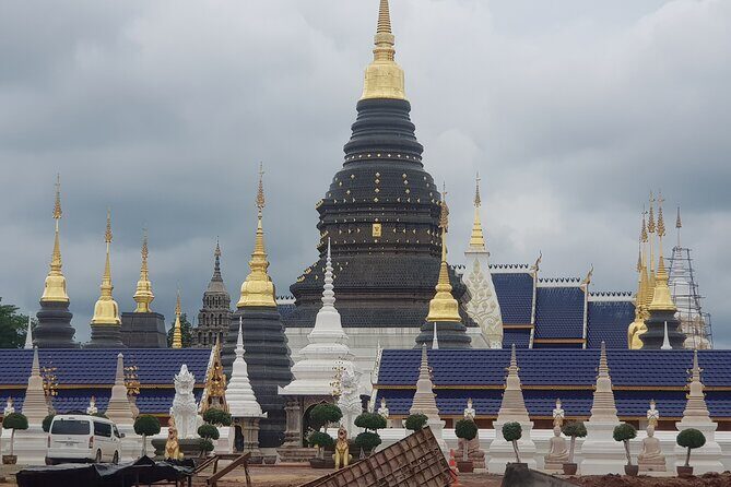 Private tour] Perfect day! Sticky waterfall + ChiangDao Cave + Wat BandenTemple - The Experience: Authentic, Fun, and Informative