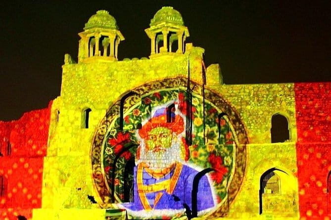 Private Tour: 'Purana Qila Sound and Light show with Dinner and Transfers - Key Points