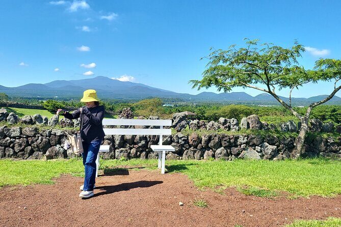 Private Tour Sangumburi Crater & Jeju stone park in jeju island - Returning with Practical Comfort