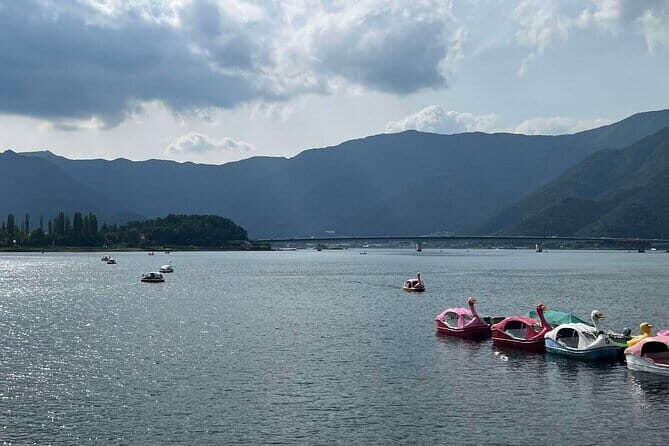 Private tour - Scenic Fuji Escape: Hakone, Peace Park & More - Cultural Landmarks: Shrines and Pagodas