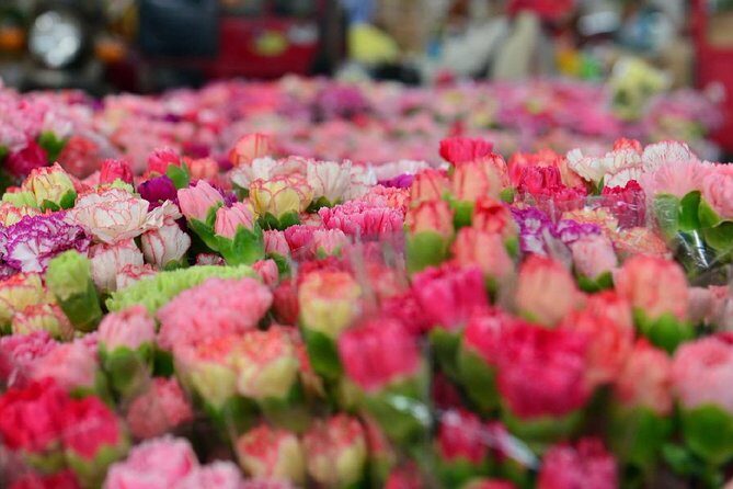 Private Tour: Stone Forest and Flower Birds Market with Lunch - Authenticity and Travel Experience
