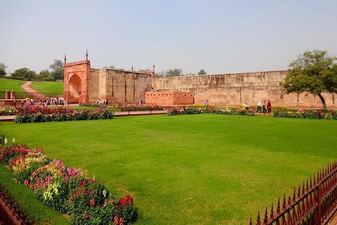 Private Tour: Sunrise Taj Mahal & Agra Fort Day trip from Delhi - Key Points