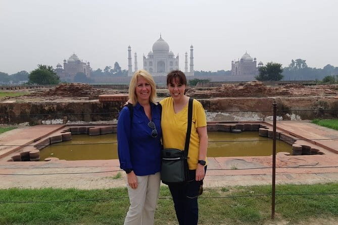 Private Tour: Taj Mahal & Agra Fort in Authentic Indian Dress - Lunch Break and Additional Sightseeing