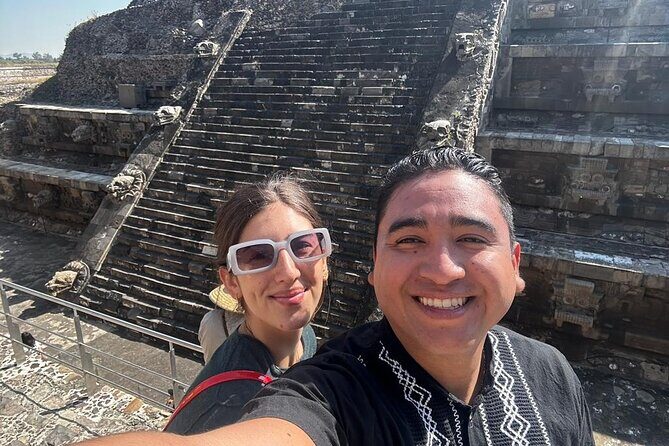 Private Tour: Teotihuacán/Basílica de Guadalupe Hotel Pick Up - What Travelers Say