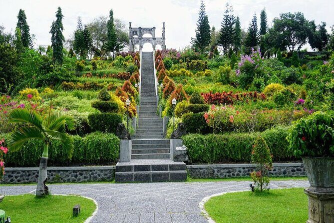 Private Tour The Gate Of Heaven Lempuyang Temple And Tirta Gangga - Starting Point: Lempuyang Temple, The Iconic “Gate of Heaven”