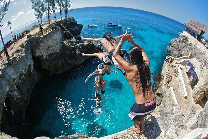 Private Tour to 7 Mile Beach Ricks Cafe with ATV from Montego Bay - Who Will Love This Tour?