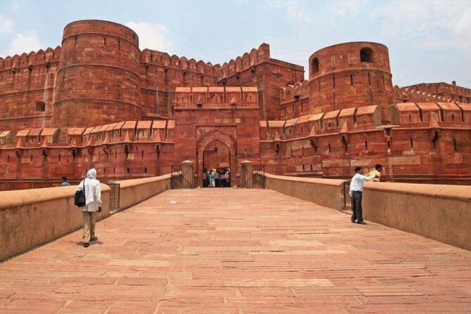 Private tour to Agra with Taj Mahal & Agra Fort by Car - Introduction: A Well-Balanced, Authentic Feel of Agra
