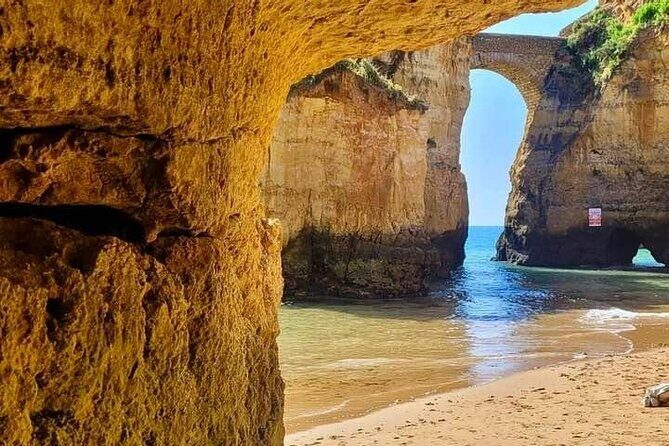 Private tour to Algarve, Benagil, carvoeiro,Portimão from Lisbon - In The Sum Up