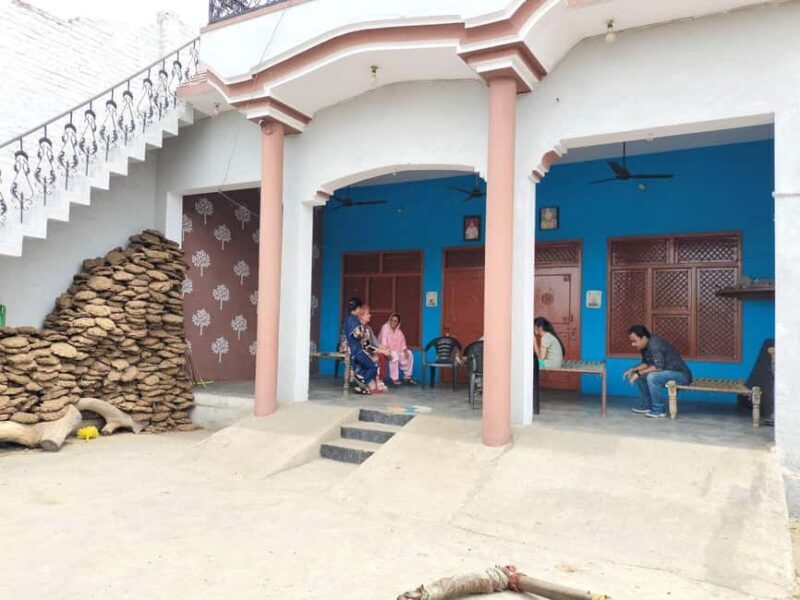 Private Tour to an Indian Village & Cooking Class - Key Points