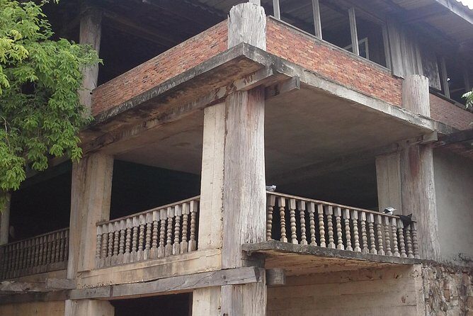 Private Tour to Anlong Veng (Khmer Rouge Stronghold) - Key Points