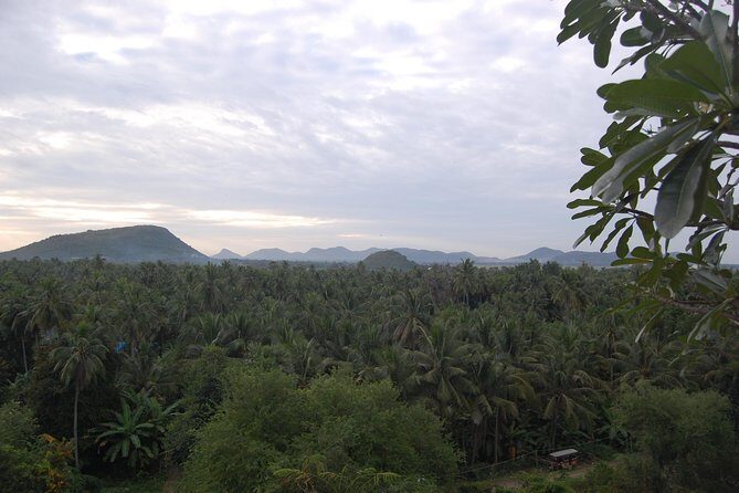 Private Tour to Battam Bang plus lunch from Siem Reap - Practical Tips for Making the Most of Your Day