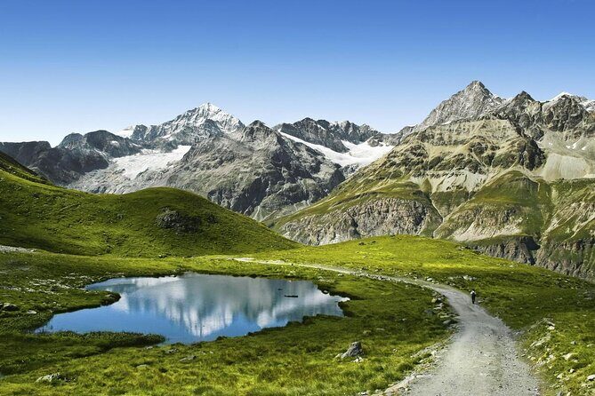 Private tour to Bernina train & Lake Como. Hotel pick-up - Key Points