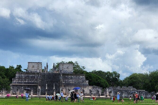 Private Tour to Chichen Itza and Mayan Cenote Swimming - Key Points