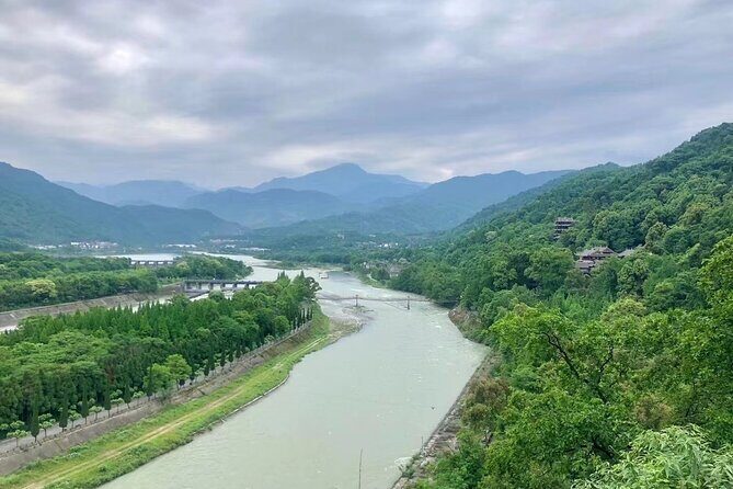Private Tour to Dujiangyan & Mt Qingcheng from Chengdu - Key Points