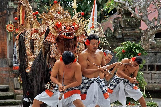 Private Tour to Enjoy Barong Dance, Ubud Art Village and Volcano - Key Points