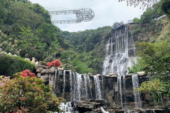 Private Tour to Gulong Canyon and Jinlong Cave from Guangzhou - Detailed Review