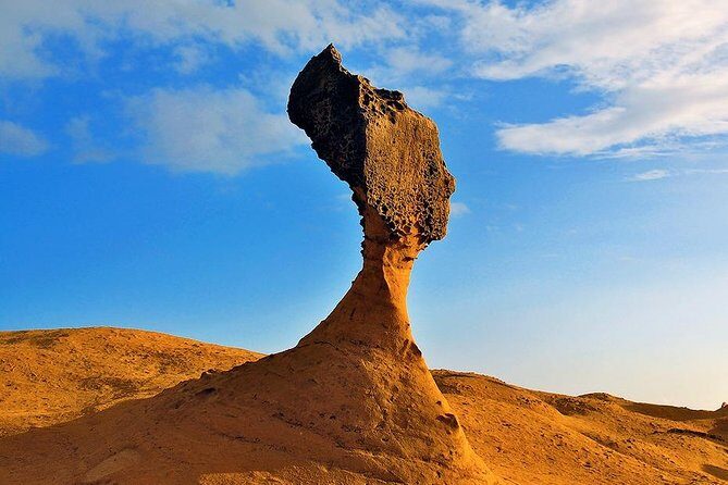 Private Tour to Jiufen, Yehliu Geopark, and Pingxi - Exploring Yehliu Geopark: Nature’s Artistic Masterpieces