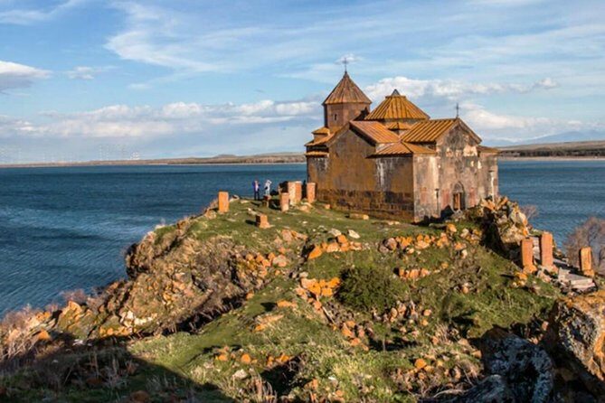 Private tour to Khor Virap, Areni winery, Noravank, Selim pass, Hayravank - Exploring Armenia in a Day: A Deep Dive into the Private Khor Virap, Areni Winery, Noravank, and More