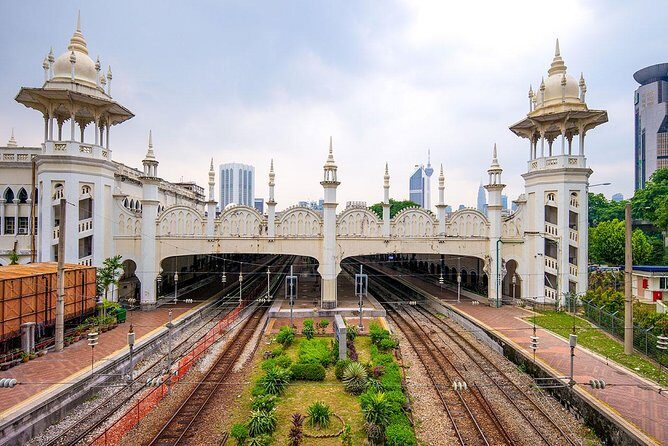 Private Tour to Kuala Lumpur City 13 Famous Landmarks - Transport, Price, and Overall Value