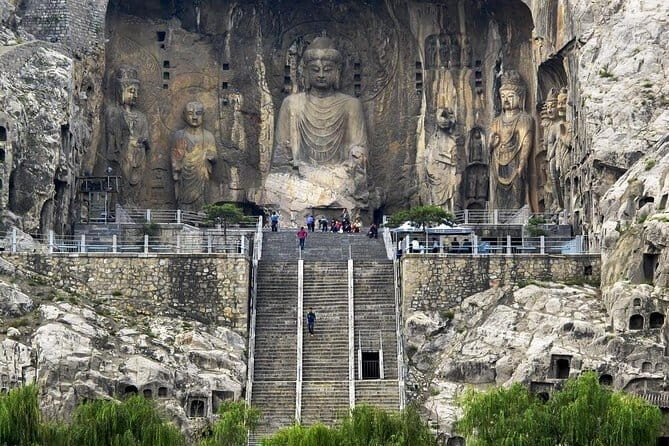 Private tour to Longmen Grottoes and Shaolin from Xi'an by train - Key Points