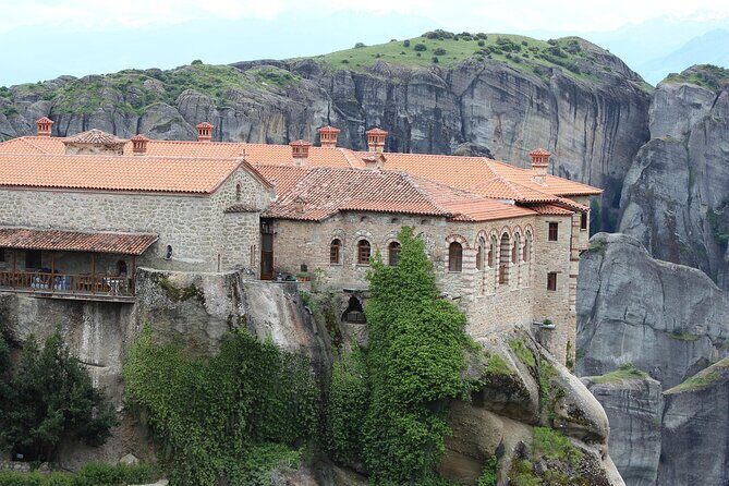 Private Tour to Monasteries of Meteora & Thermopylae from Athens - Who Is This Tour Best For?