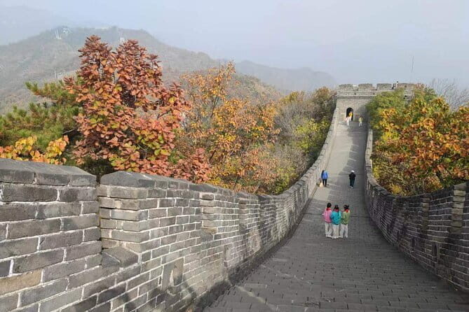 Private Tour to Mutianyu Great Wall and Panda House - Key Points
