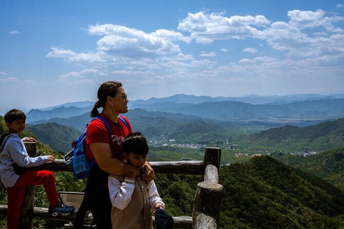 Private Tour to Mutianyu or Jinshanling Great Wall with Options - Who Should Consider This Tour?