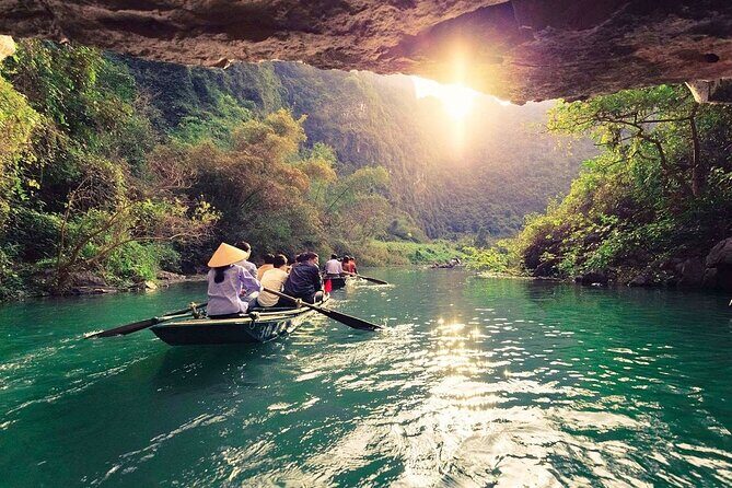 Private Tour To Ninh Binh Trang An From Hanoi - Exploring the Private Tour to Ninh Binh and Trang An from Hanoi