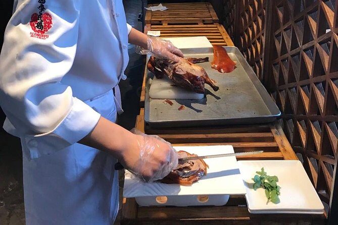 Private Tour to Pearl Market Acrobatic Show & Peking Duck Dinner - FAQs